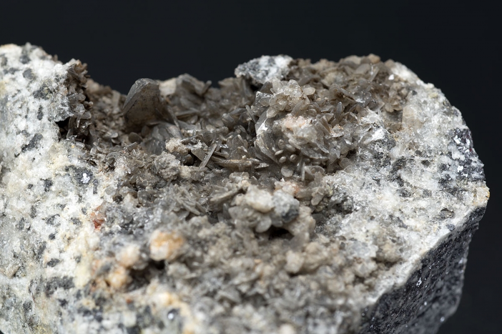 Anglesite - Steetley Minerals